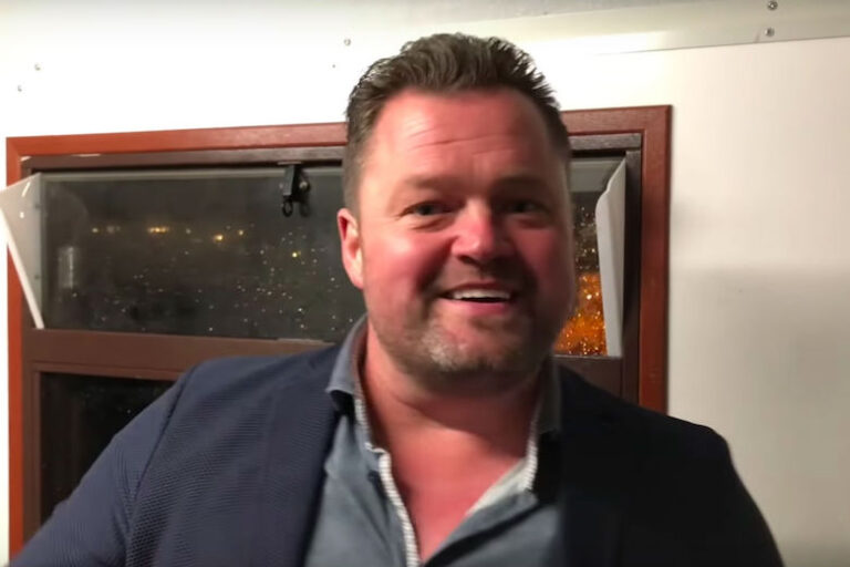 Dit is de heftige reden dat Frans Duijts altijd in patserbakken rijdt ...