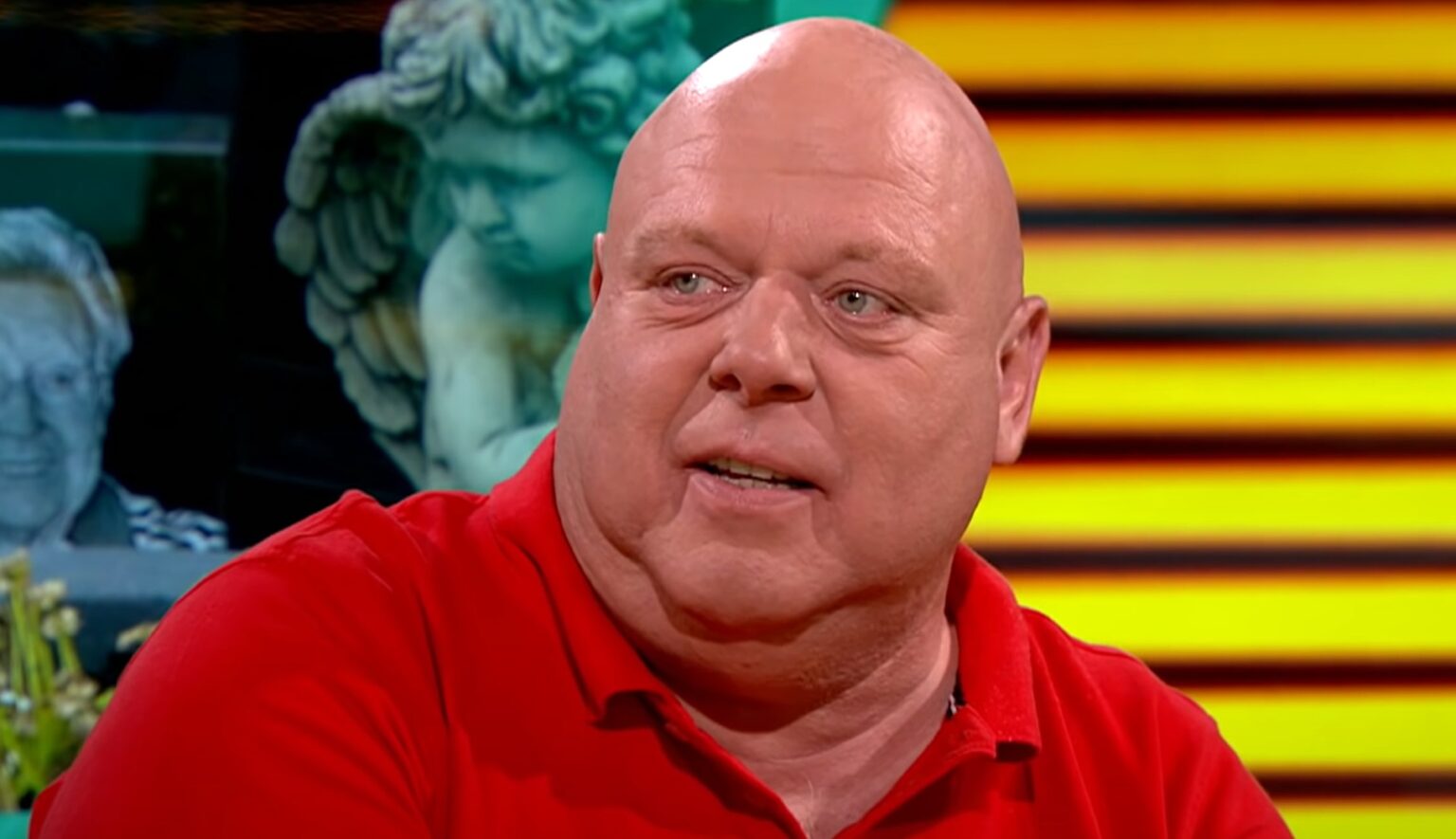 ZIEN: Peter Gillis geeft rondleiding in nieuwe villa