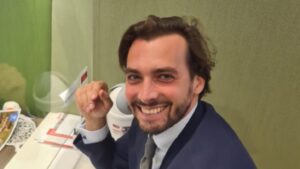 Vrouw Thierry Baudet toont eerste beelden van hun baby