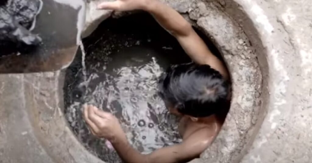 Jeroen wil telefoon uit rioolput vissen en verdrinkt