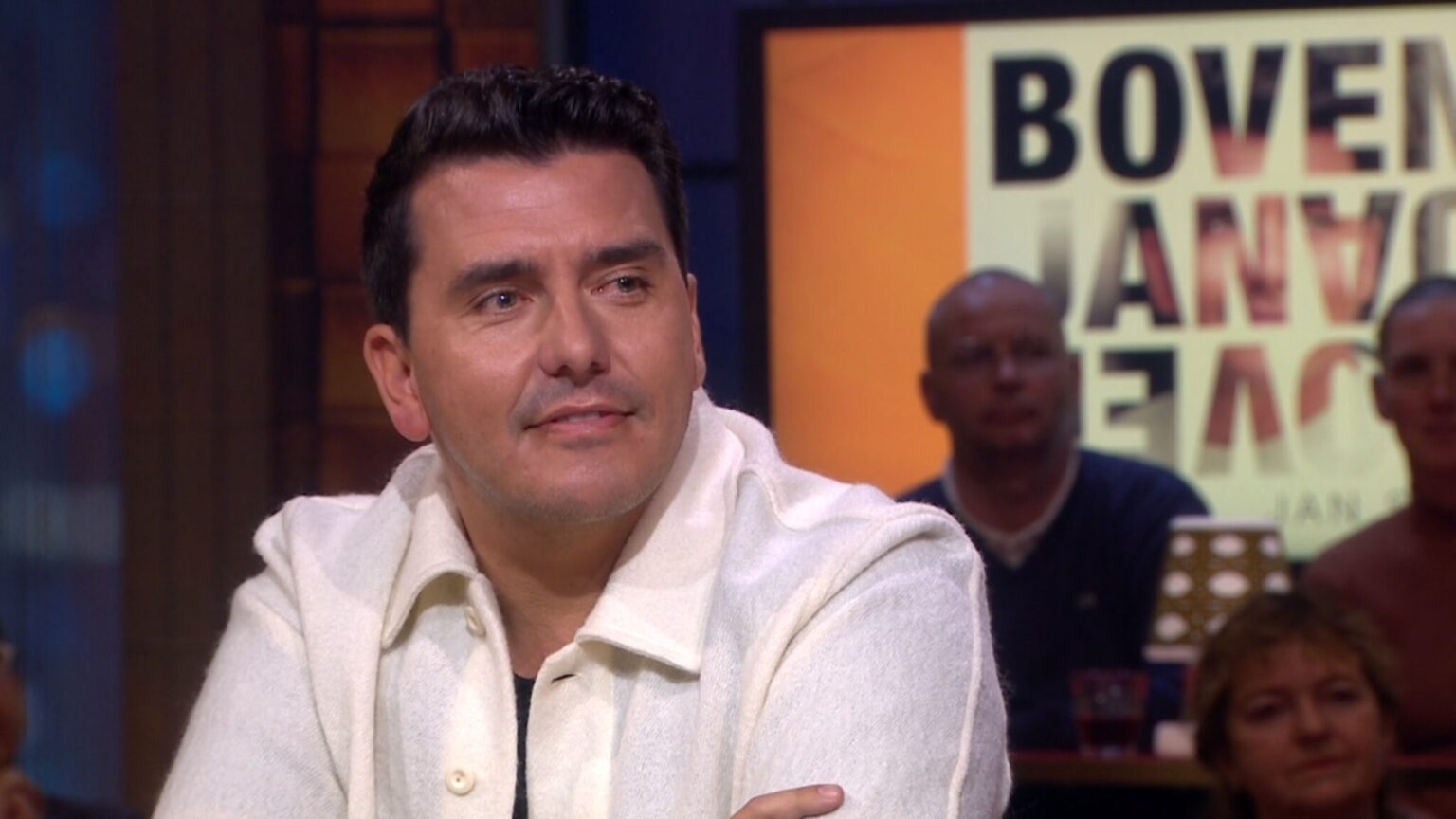 Jan Smit moet per direct vertrekken bij De Toppers en worden vervangen ...