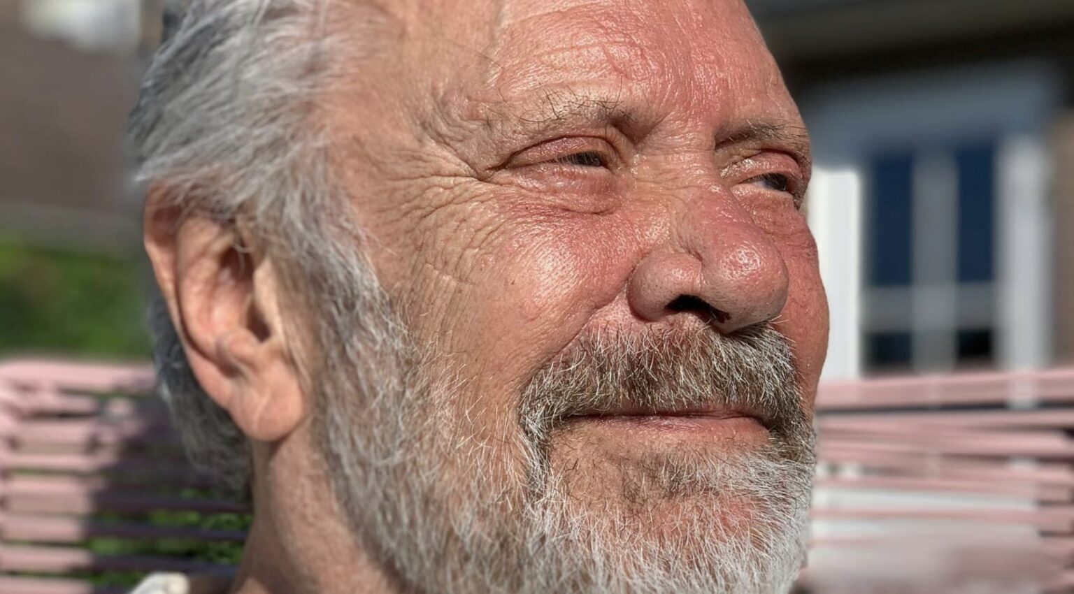 Hartverscheurend: bekijk de eerste beelden van Rob de Nijs (80) in het ...