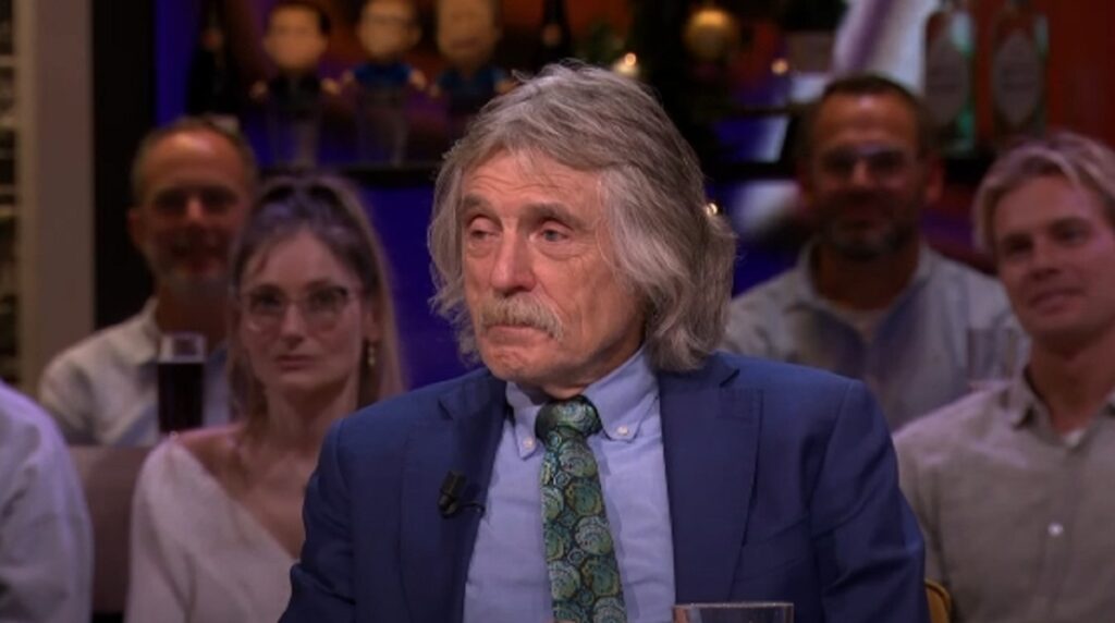 Johan Derksen eist ontslag van Jeroen Pauw bij Bar Laat: ´Moet per ...