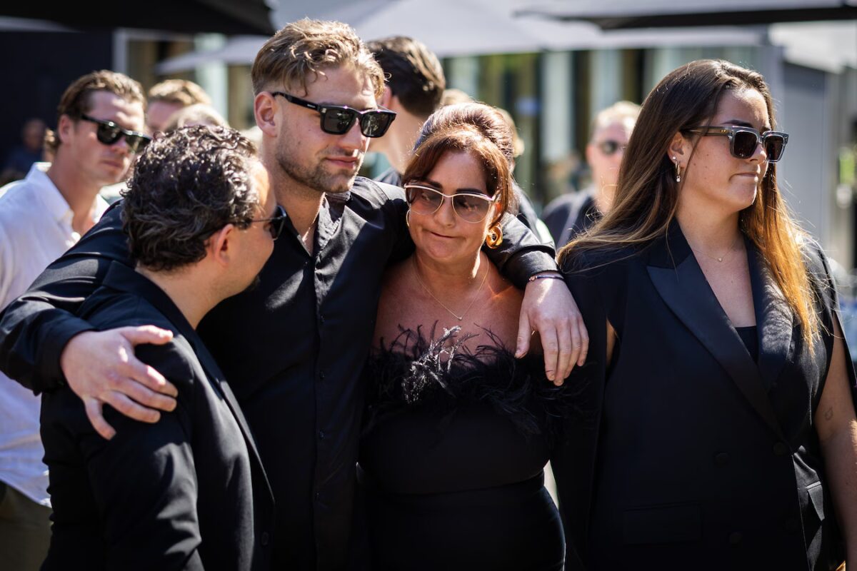 Klanten in shock bij De Librije wanneer Thérèse Boer en het hele ...