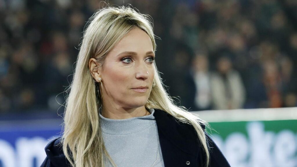 Let op: Als je deze rode stippen op je huid ziet, is het belangrijk om ...