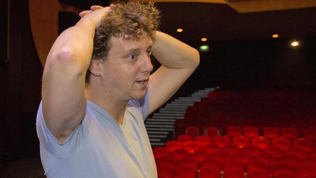 Jochem Myjer (48) deelt vreselijk nieuws na scan in het ziekenhuis