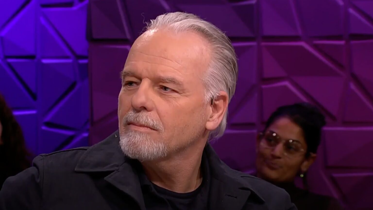 Weggelopen Wierd Duk vertelt de ECHTE reden dat hij gisteren vertrok